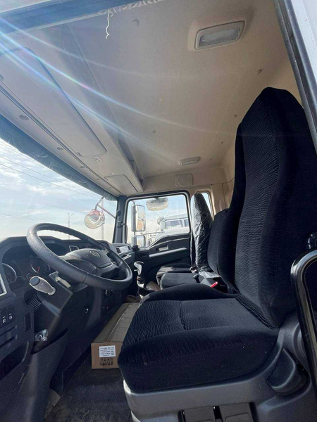 SHACMAN L3000 7.5 metrlik furgon sotuvda bor