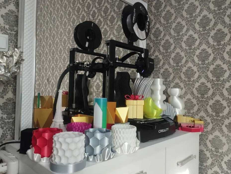 3D Printer Ender 3 V3 SE:  istalgan Dizaynda  Uyda Ishlab Chiqarish