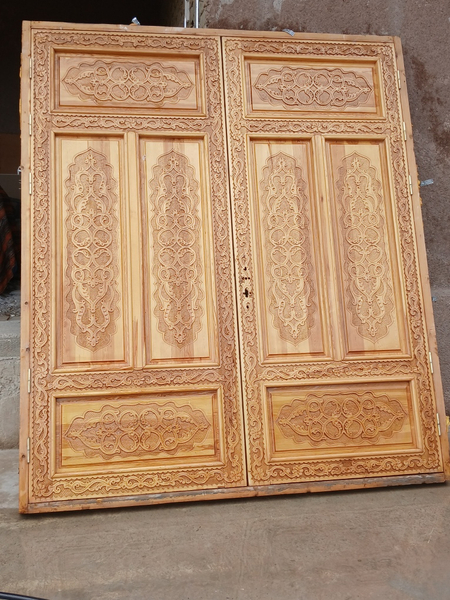 Holati alo darvozani