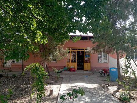 Uchastka sotiladi  zudlik  bilan