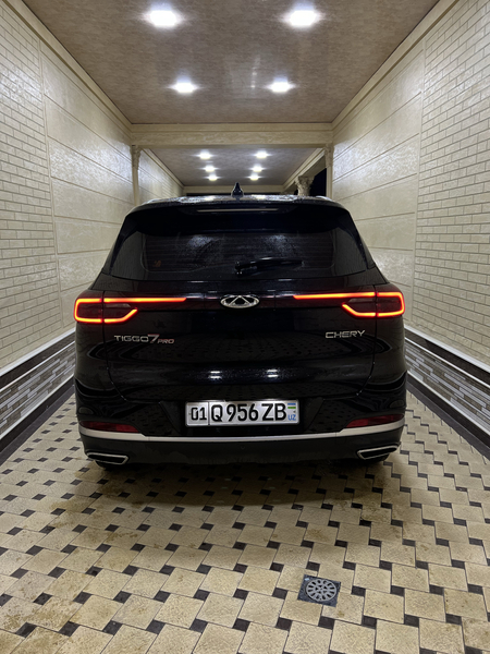 Chery Tiggo 7 pro 2023 srochna sotiladi