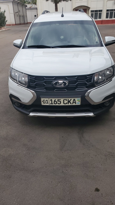 Lada Largus Cross