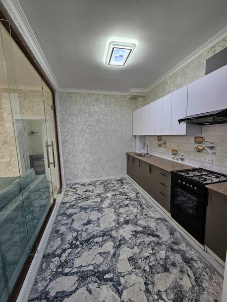 2 xonali 65m² 7-qavat uy sotiladi