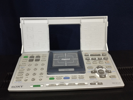 Пульт Sony RM-SFLX9 в отличном состоянии.