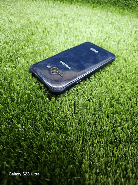 Samsung J1ace sotiladi