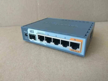 Маршрутизатор MikroTik hEX S (RB760iGS)