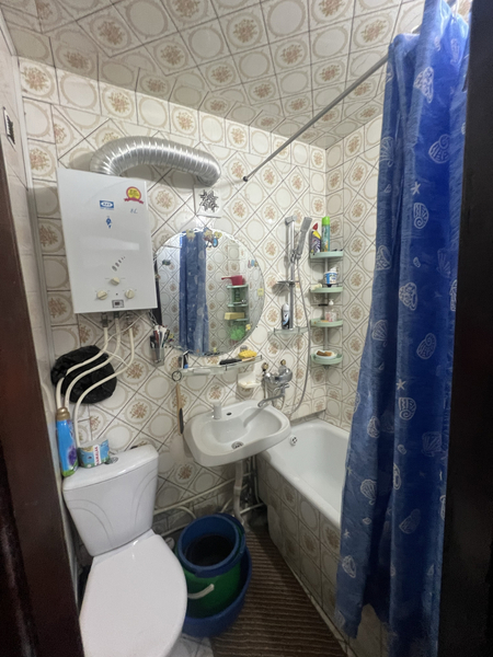 Продается 2х квартира на 1 этаже с личным двором(ор ВОКЗАЛ)