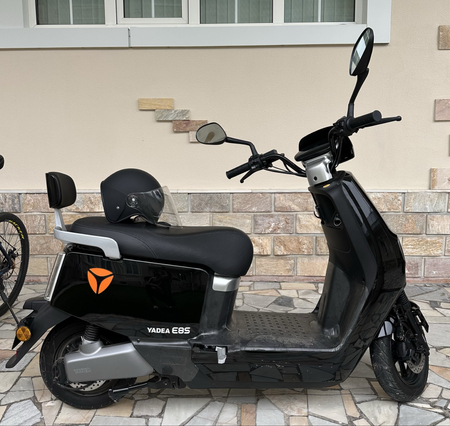 Электроскутер Yadea E8S