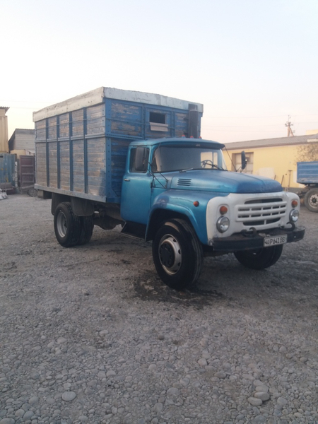 Zil 130 sotiladi