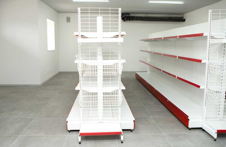 Продается оборудование для магазина, металлические стеллажи полки