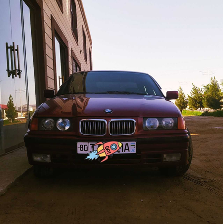 Продам BMW модел