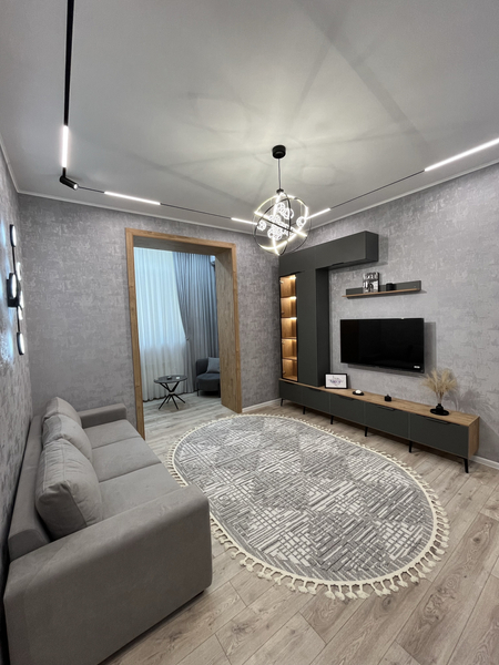 Новомосковская Аккурган 21, продам свою 3х комнатную 90м2 с новым ремо