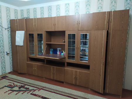 Залга мулжалланган стенка мебел сотаман.