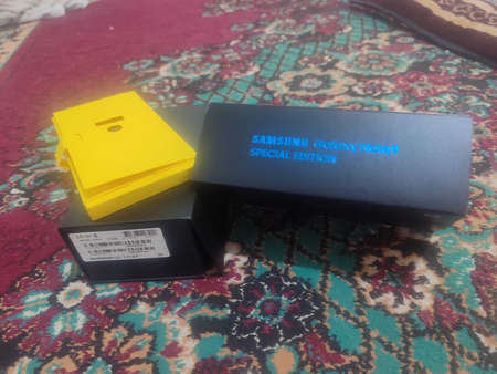 Срочно продам Samsung Galaxy Note 9