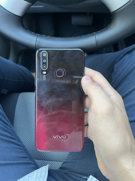 Vivo y12s Телефон