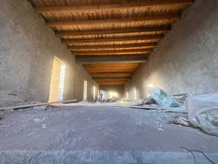Uchastka sotiladi Karobka