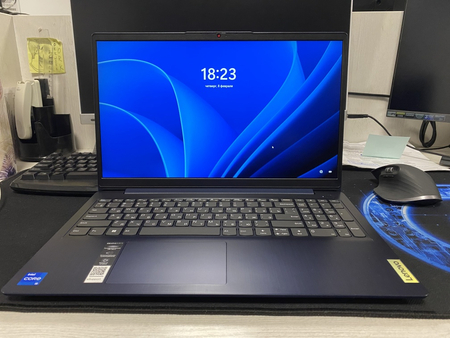 Ноутбук Lenovo IdeaPad 3 15IAU7 / i5-1235U / 8GB / SSD 512GB / 15.6