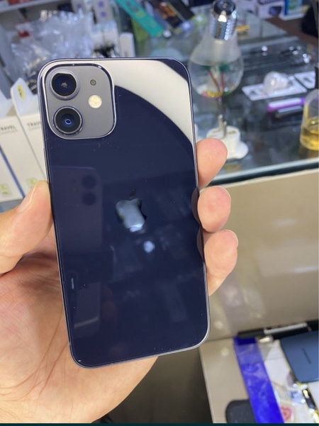 Iphone 12mini ideal aybi yoʻq