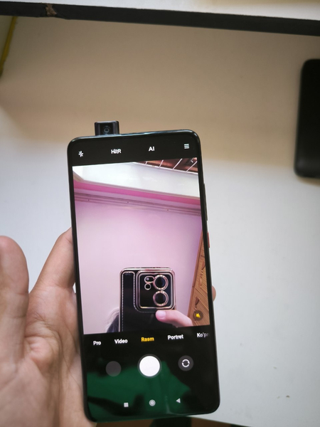 Xiaomi 9T 2019 va pover bank