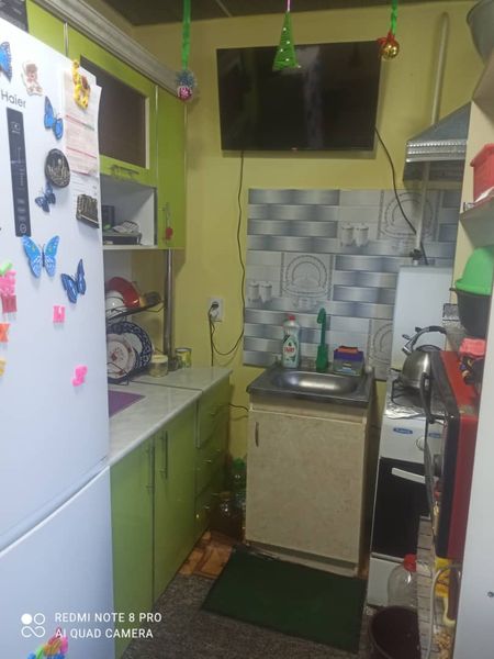 Продается квартира на втором этаже двух этажного дома в городе Каган