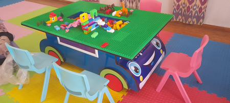 Qum va lego uyinlar toplami