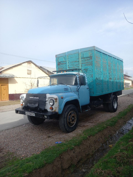 Zil 130G sotiladi
