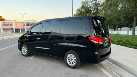 JAC M4 refine odam tashish uchun zor miniven