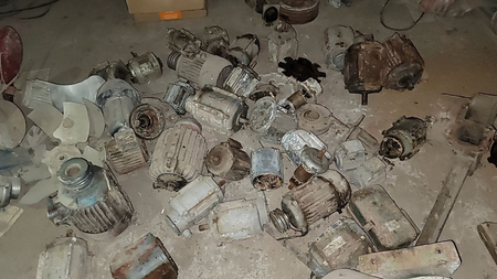 3000 сум. Metalalom metalom olamiz material Pererabotka xar xil