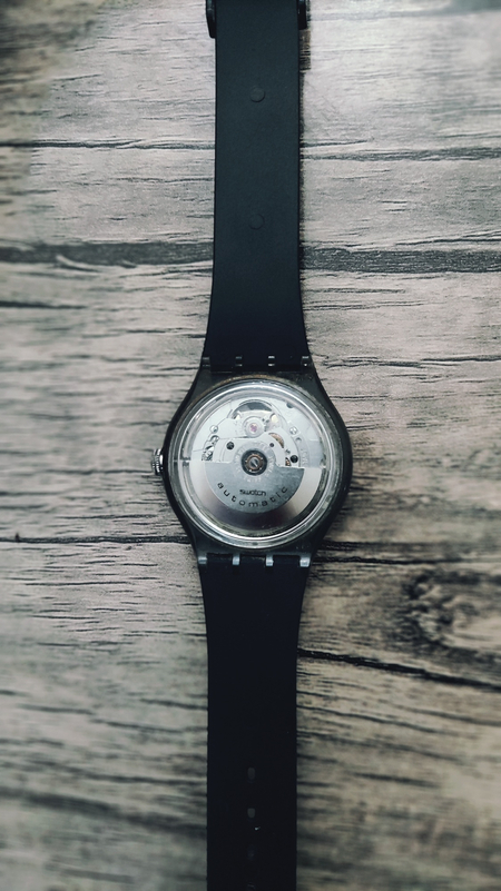 Swatch watch Швейцарии