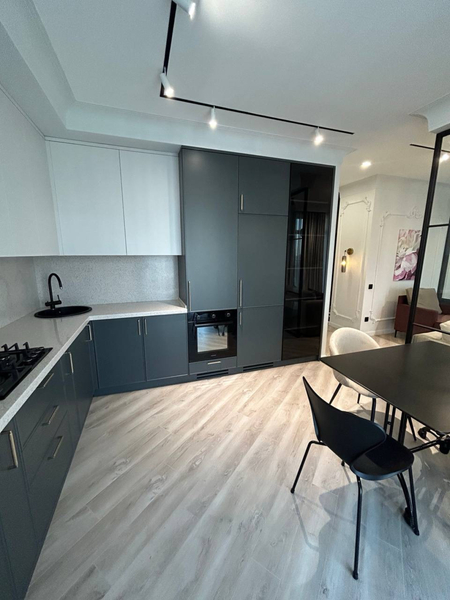 Продам квартиру в ЖК Nrg Mirzo Ulugbek