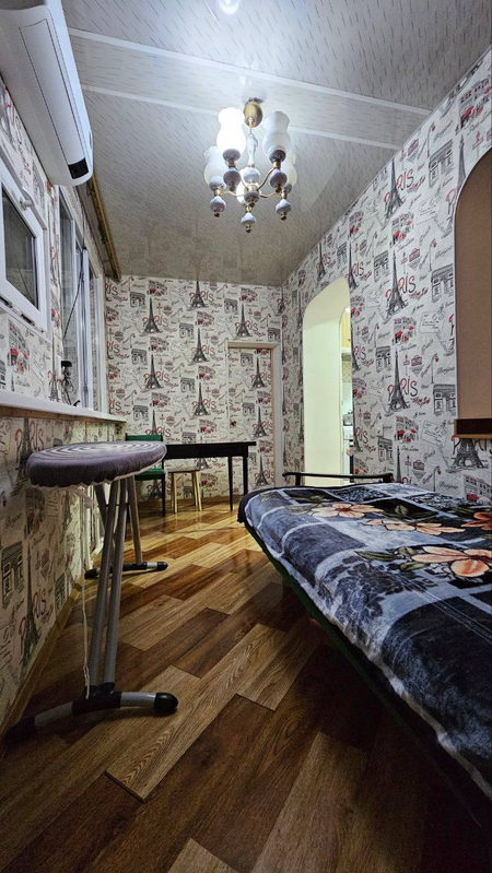 Продам квартиру Буюк ипак йули Лафарга 2/3/4 77 Серия 67м2