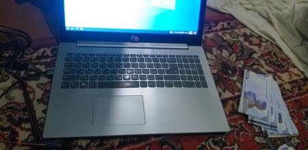 Noutbuk Lenovo i3