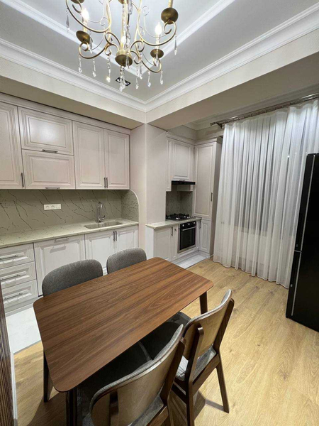Продам 3х комнатную Новостройка Жк ЖК 