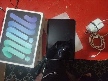 Ipad 6 mini yangi 64 tali