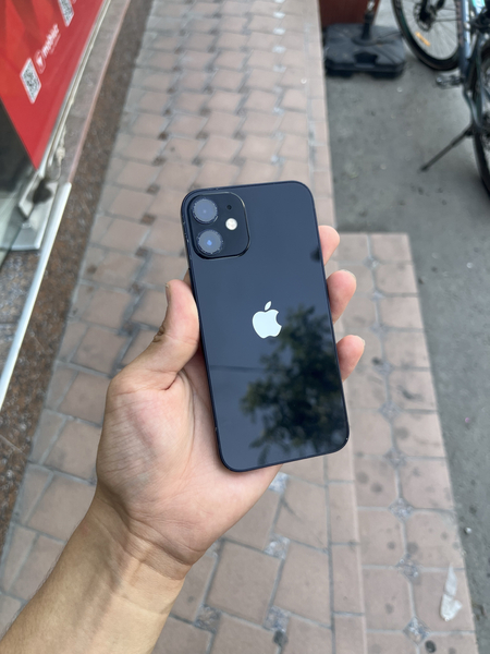 iPhone 12 mini ochlmagan