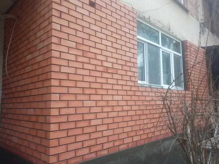 Кирпичная кладка балконов