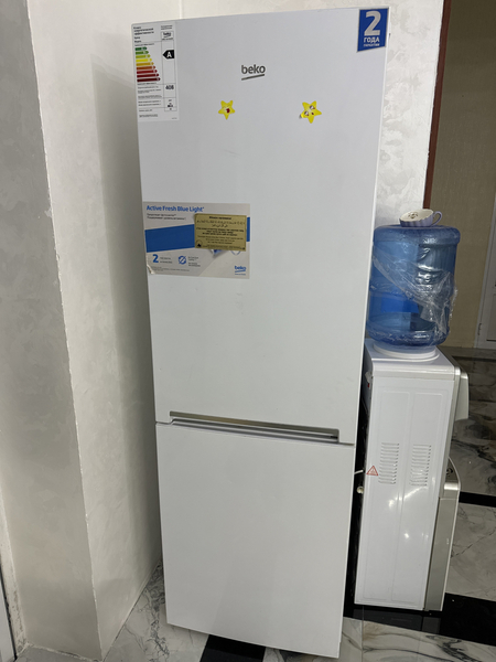 Холодильник  Beko воздушный продается