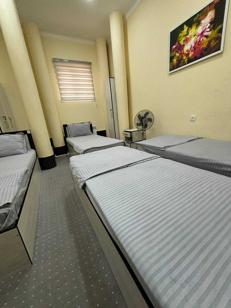 hostel juda pas narxlarda
