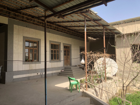 Navoiy Eski Shaharda Hovli sotiladi
