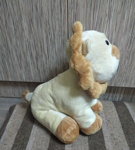 Игрушки мягкие .