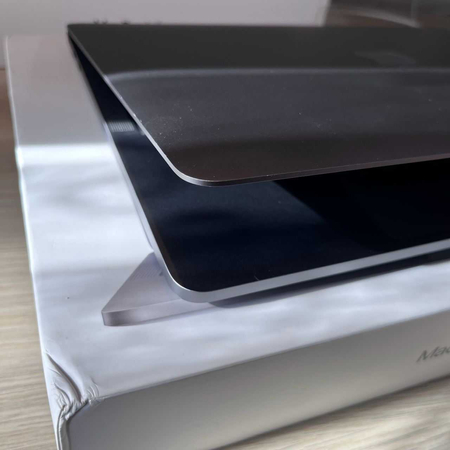 MacBook pro M1 13,3 8gb/256gb
