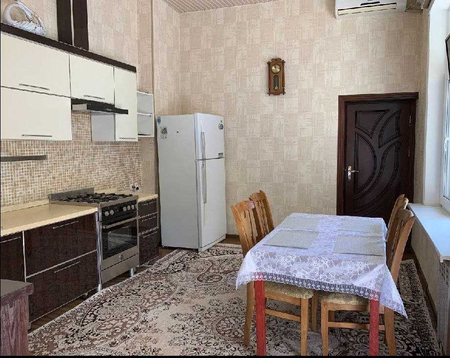 Срочно Домбрабод махаллада уй сотилади.