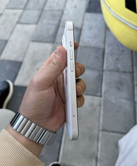 Iphone 13 sotaman yomkast 90%