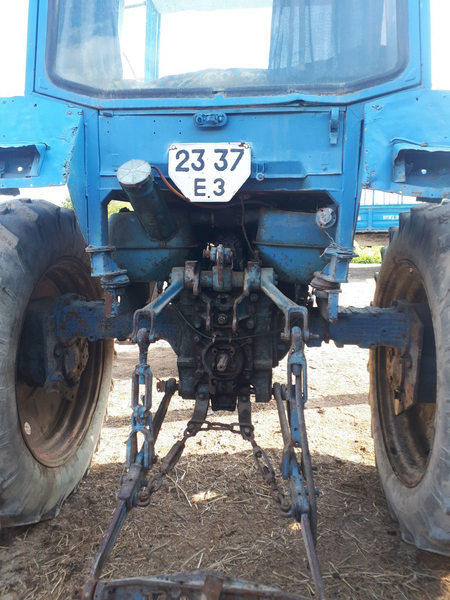 Traktor MTZ80 holati yaxshi