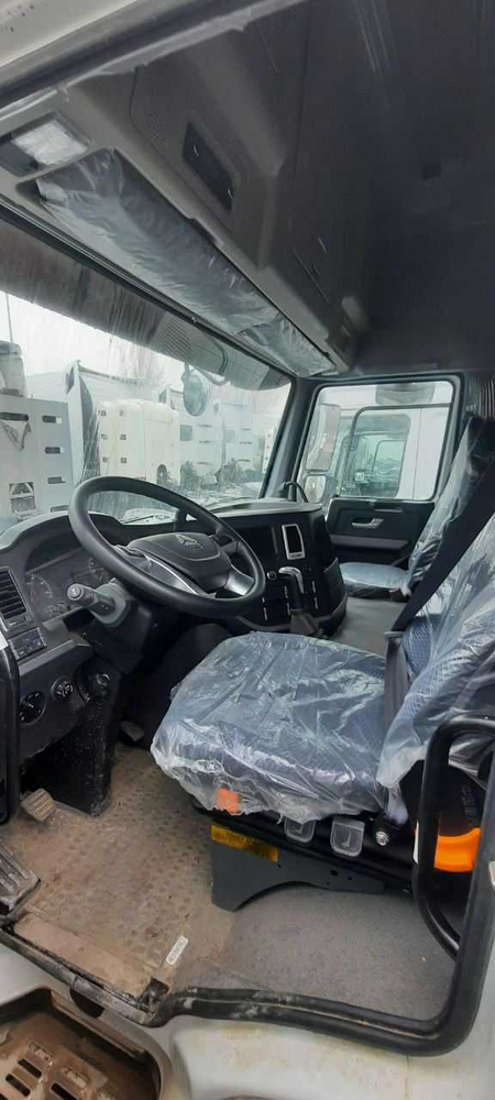 Автобетоносмеситель Howo-7 6x4 CNG 
(380 л.с. 9 куб.м)