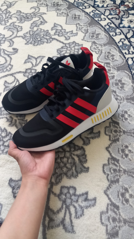 Adidas Yangi tozza krasofka sotaman