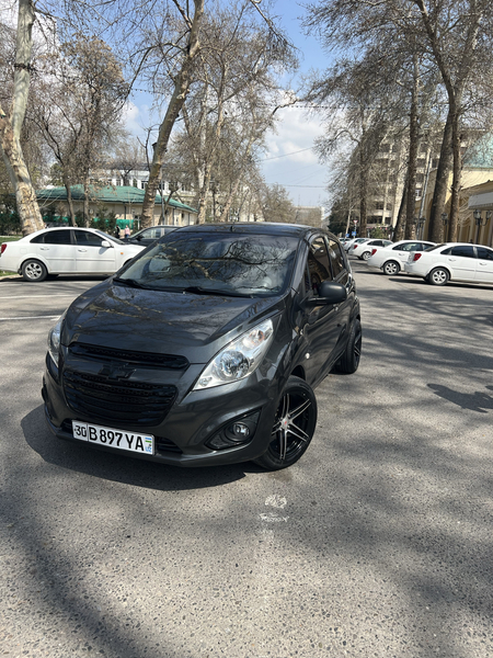 Спарк продается