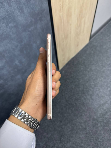 Ulgurib qoling! Iphone 8 plus ideal