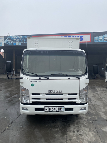 Isuzu CNG 2017  Zavadskoy