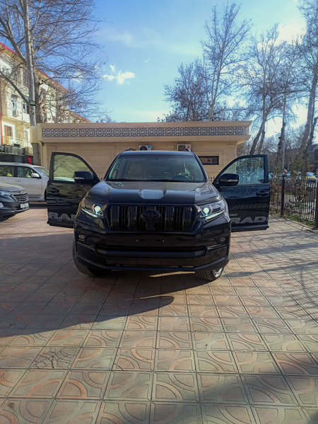 Новый Toyota Land Cruiser PRADO 150 BLACK EDITION диски R 19